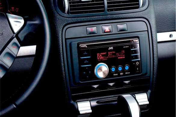 iPad as Head Unit: Transforming Your Car's Audio System | CarPlay Lab